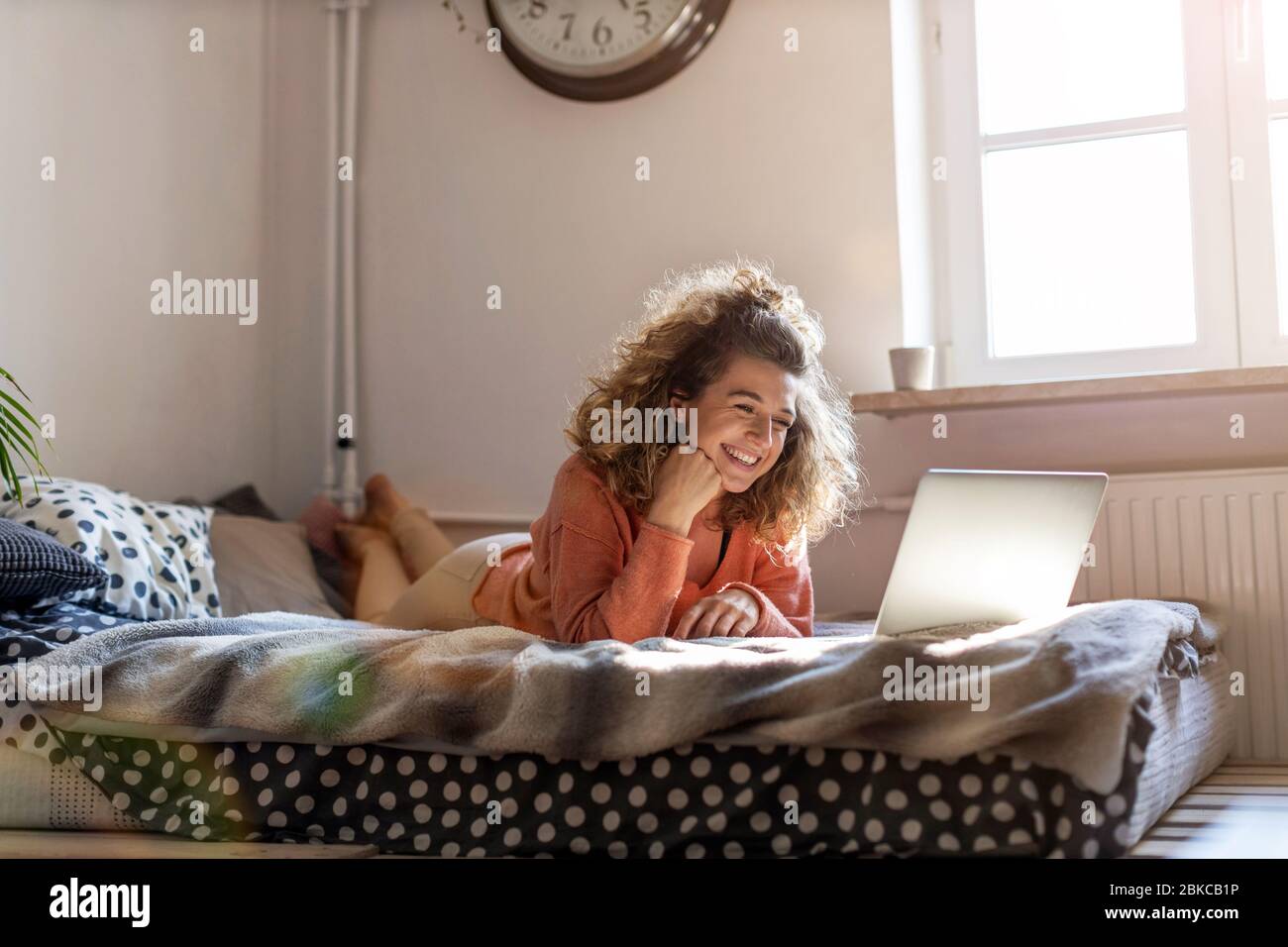 Working from home laptop coronavirus hi-res stock photography and ...