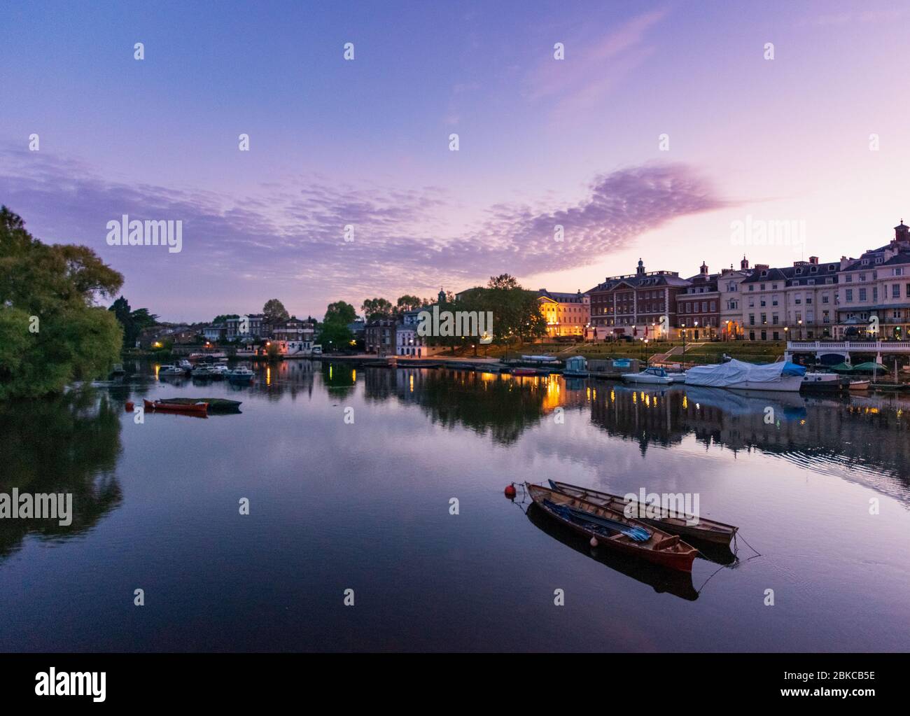 thames in richmond uk Stock Photo - Alamy