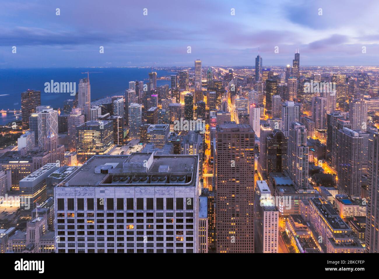 Chicago skyline panorama aerial view with skyscrapers over Lake ...