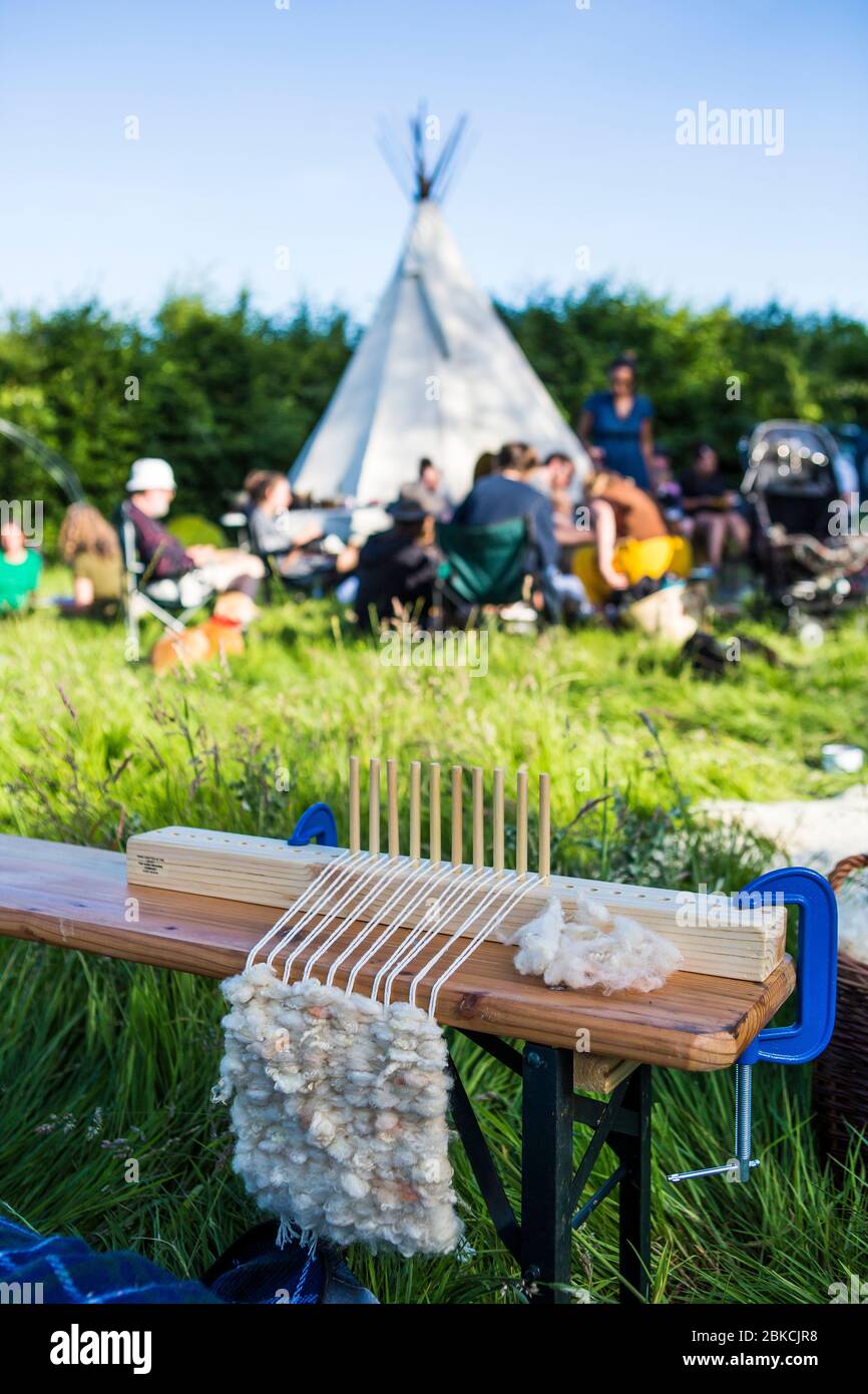 Sheep wool weaving hi-res stock photography and images - Alamy