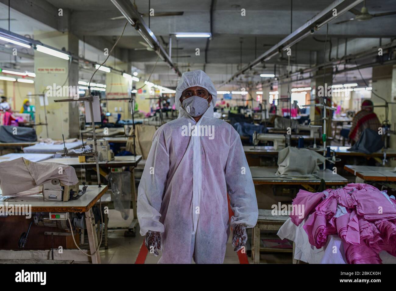 Factory wear hi-res stock photography and images - Alamy