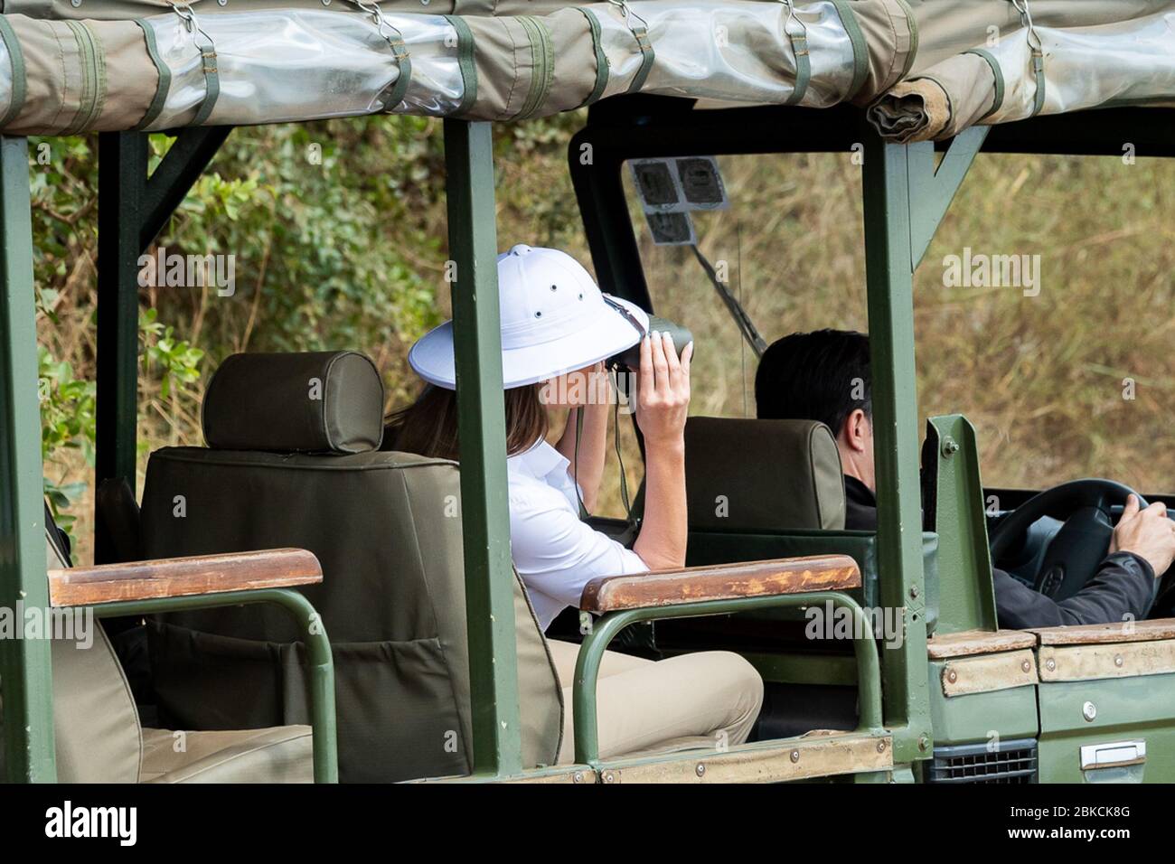 On October 5, 2018, First Lady Melania Trump participated in a safari ...