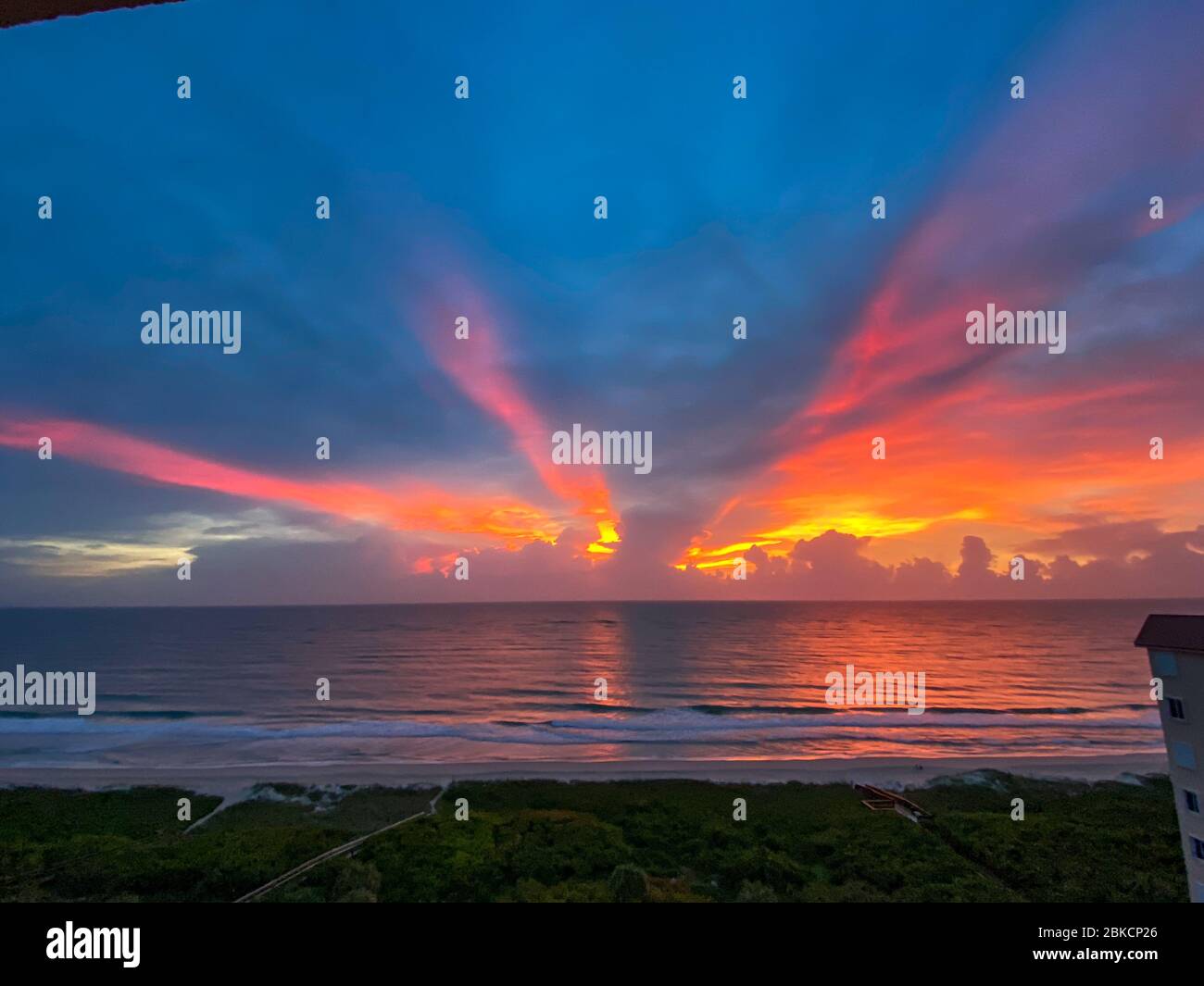 Beautiful rays hi-res stock photography and images - Alamy