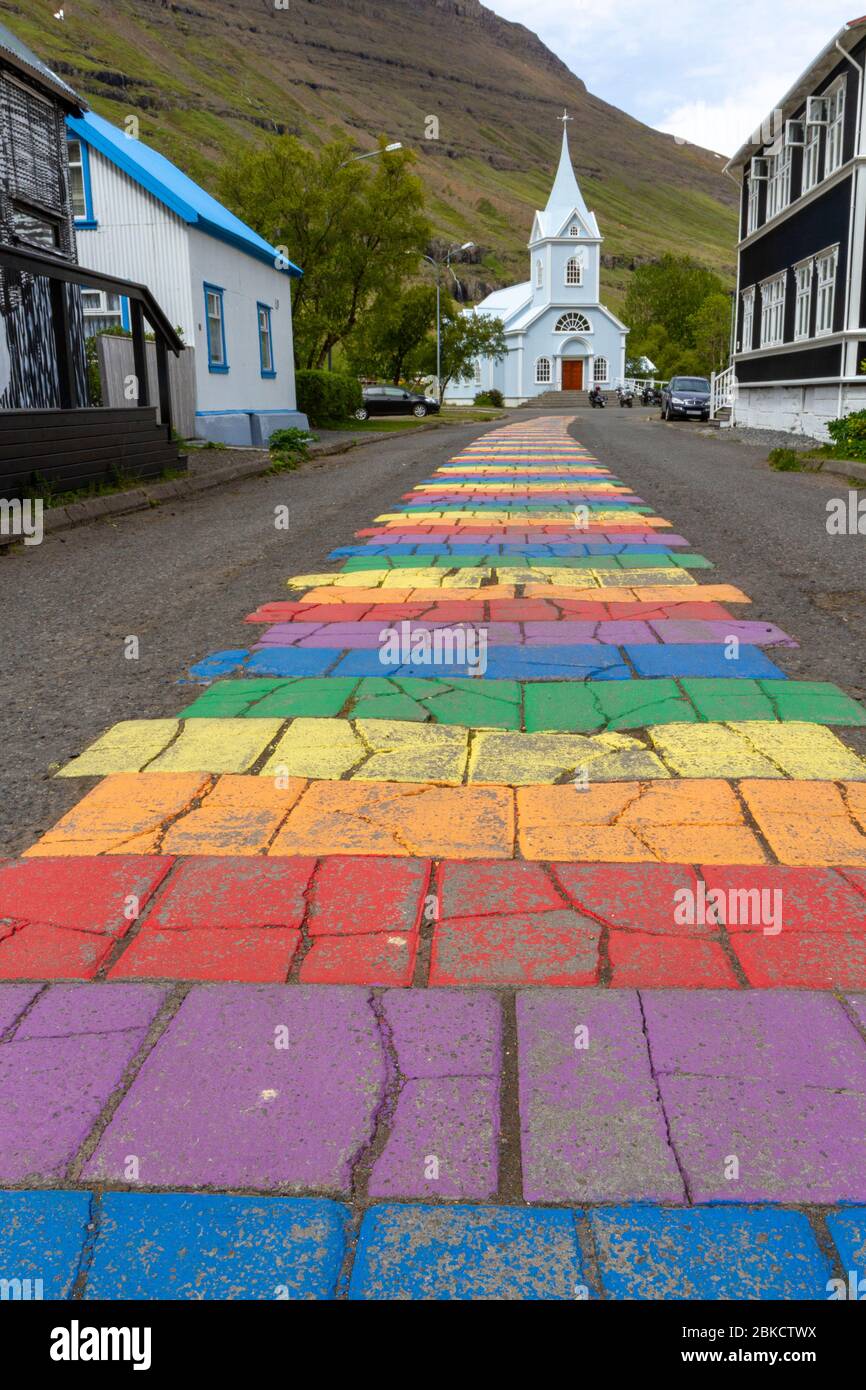 Rainbow street hi-res stock photography and images - Alamy