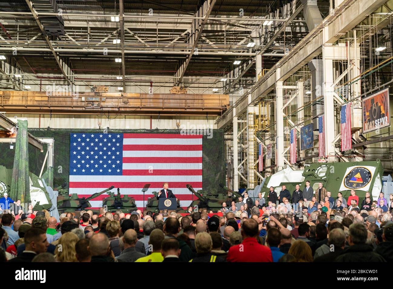 Lima army tank plant hi-res stock photography and images - Alamy