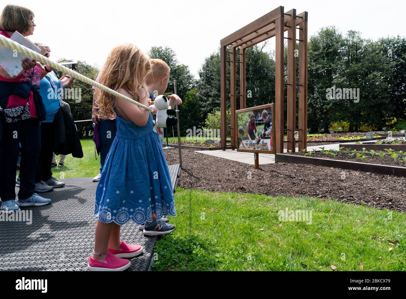 The 2019 White House Spring Garden Tours Winner celebrated the official ...