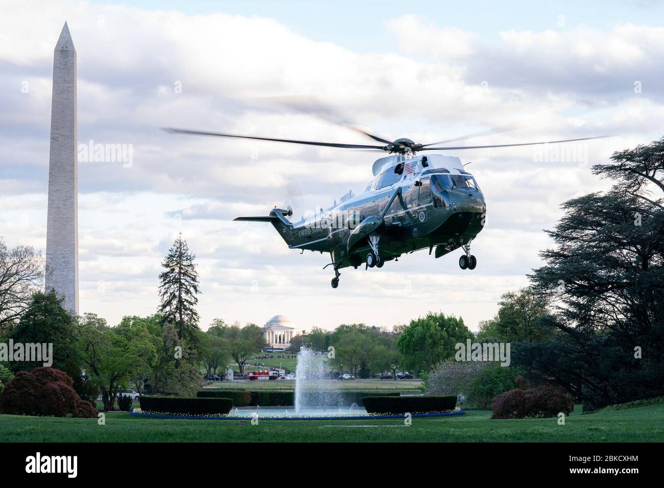 Marine one presidential helicopter hi-res stock photography and images ...