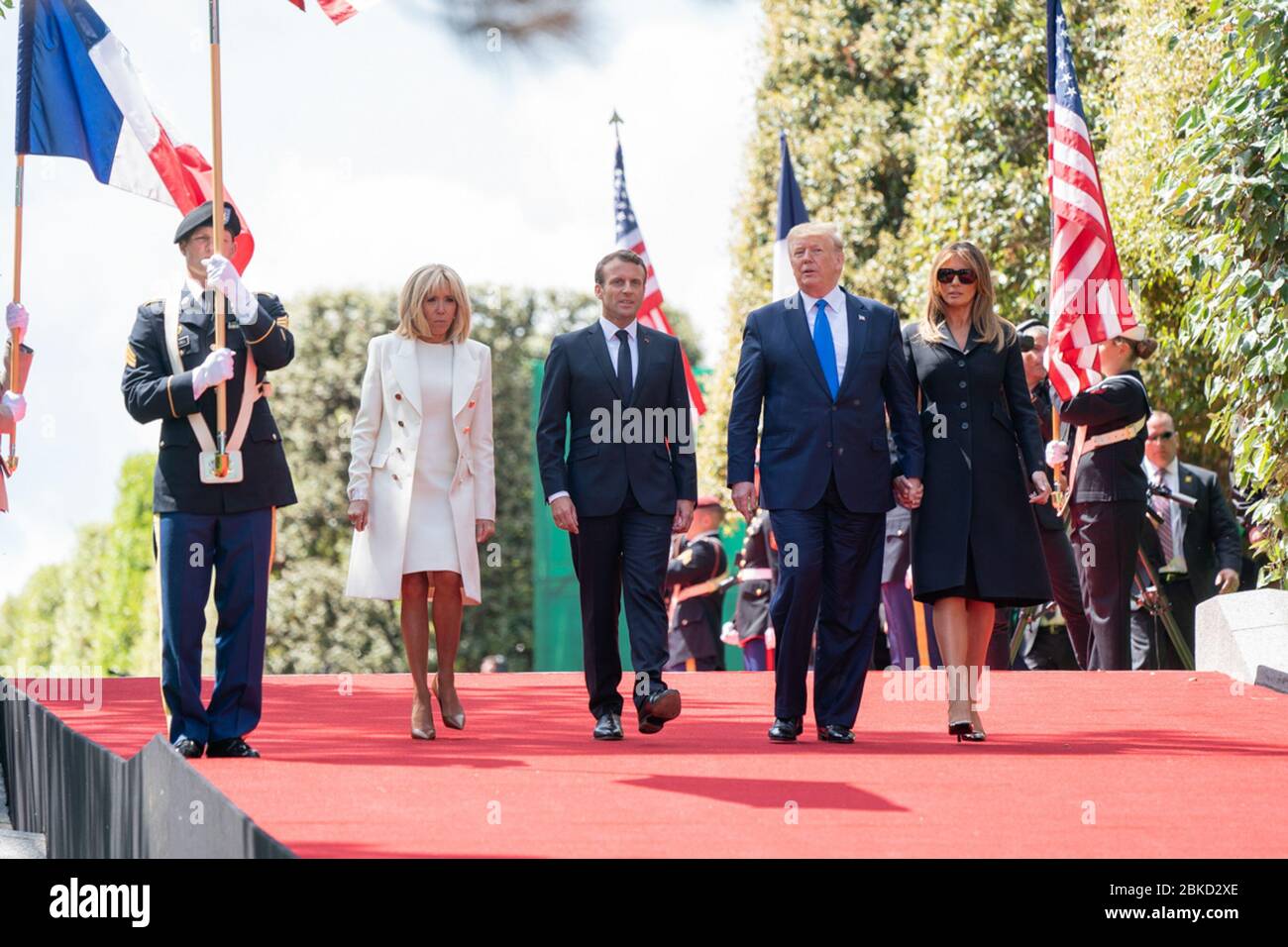 Emmanuel macron beach hi-res stock photography and images - Alamy