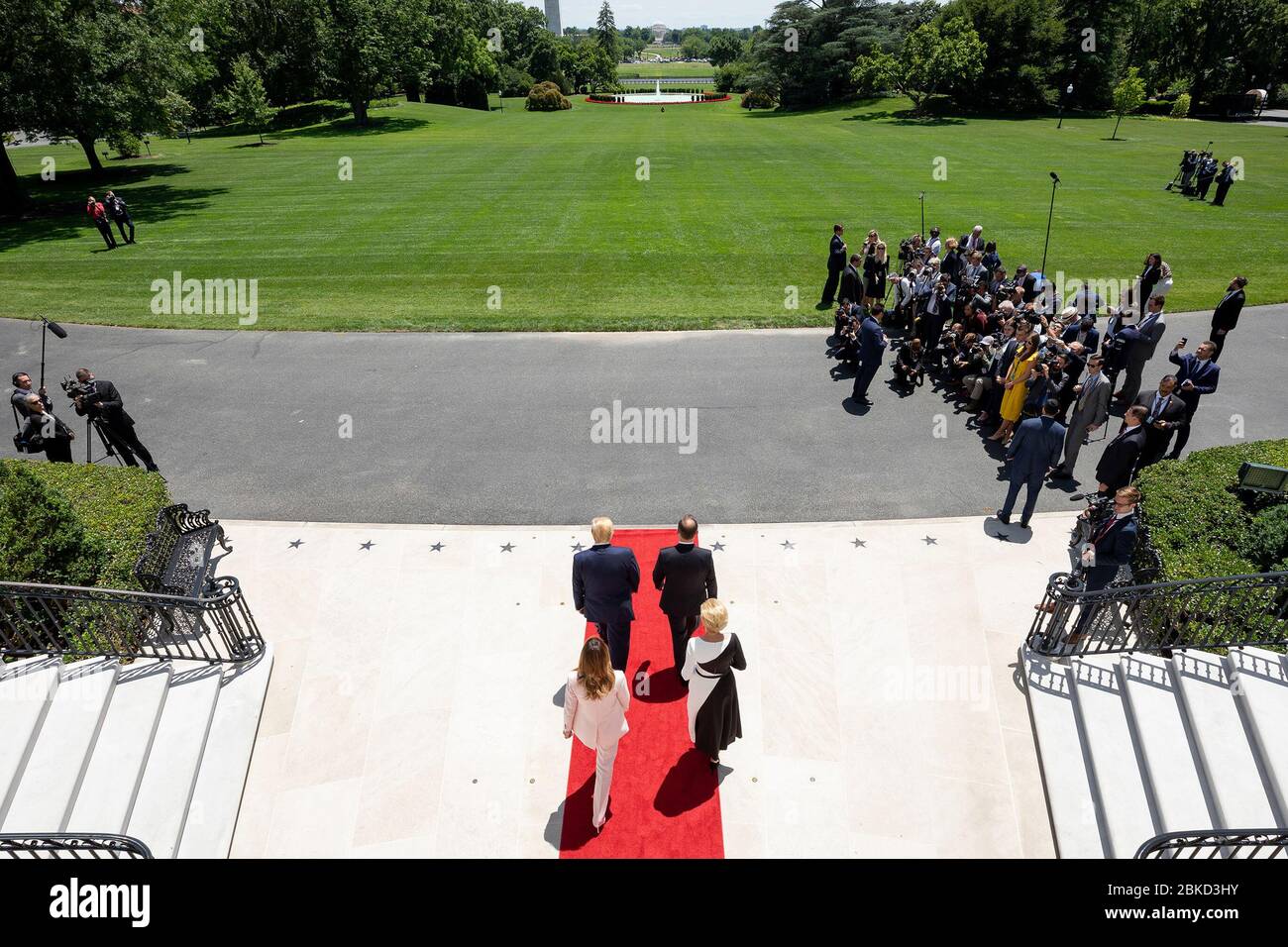 President Donald J. Trump and First Lady Melania Trump escort Polish ...