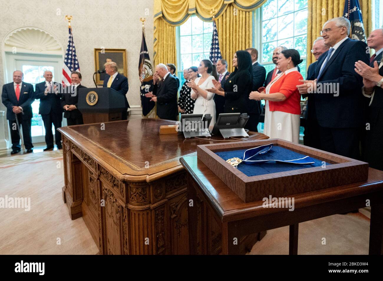 Arthur laffer hi-res stock photography and images - Alamy