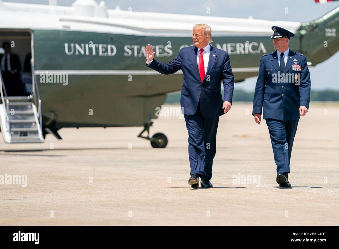 The commander of the 89th air wing hi-res stock photography and images ...