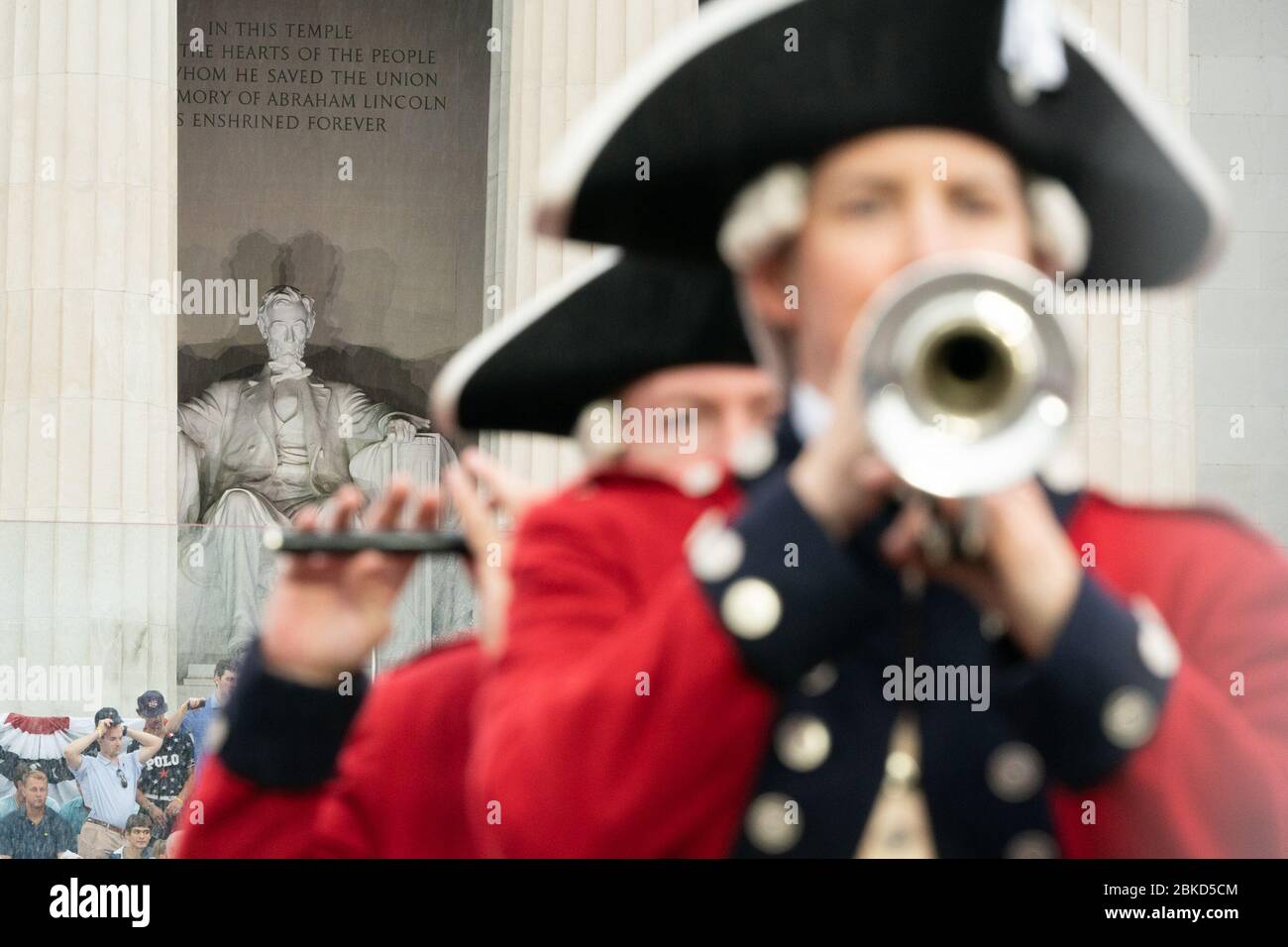 The old guard fife hi-res stock photography and images - Alamy