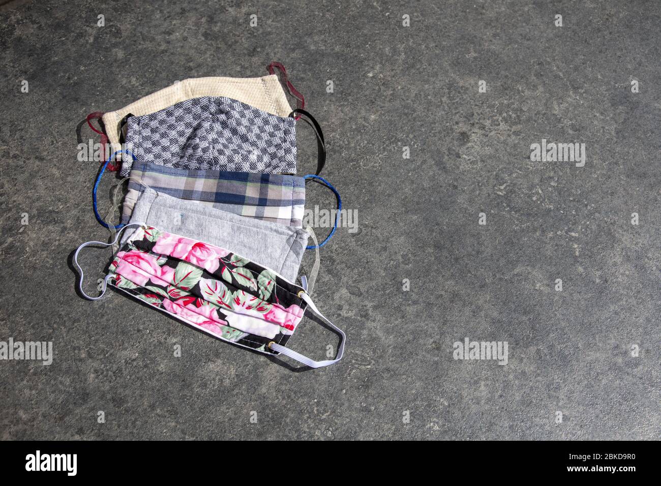 Community mask hi-res stock photography and images - Alamy