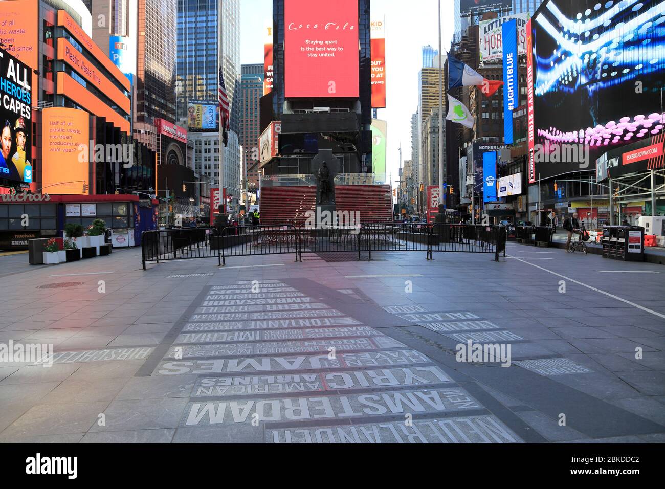 Father duffy square hi-res stock photography and images - Alamy