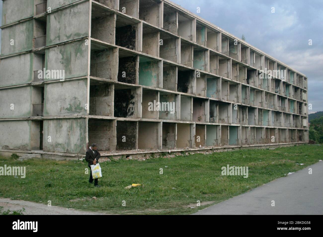 Soviet era apartment block hi-res stock photography and images - Alamy