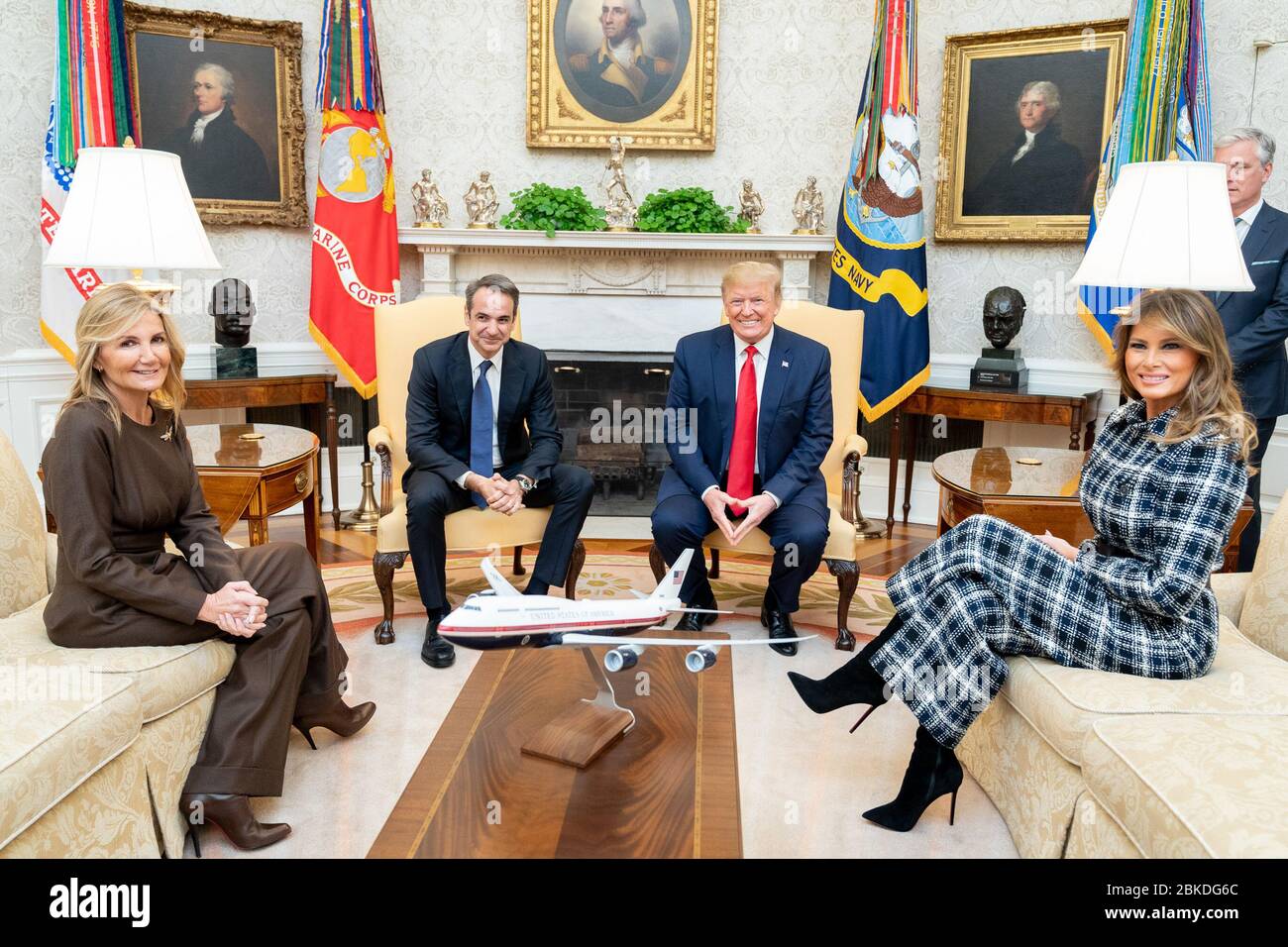 President Trump and First Lady Melania Trump pose with Greek Prime ...