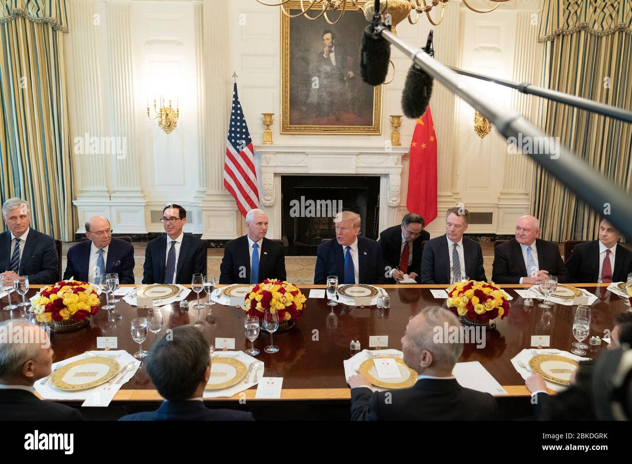 Liu he at the white house hi-res stock photography and images - Alamy