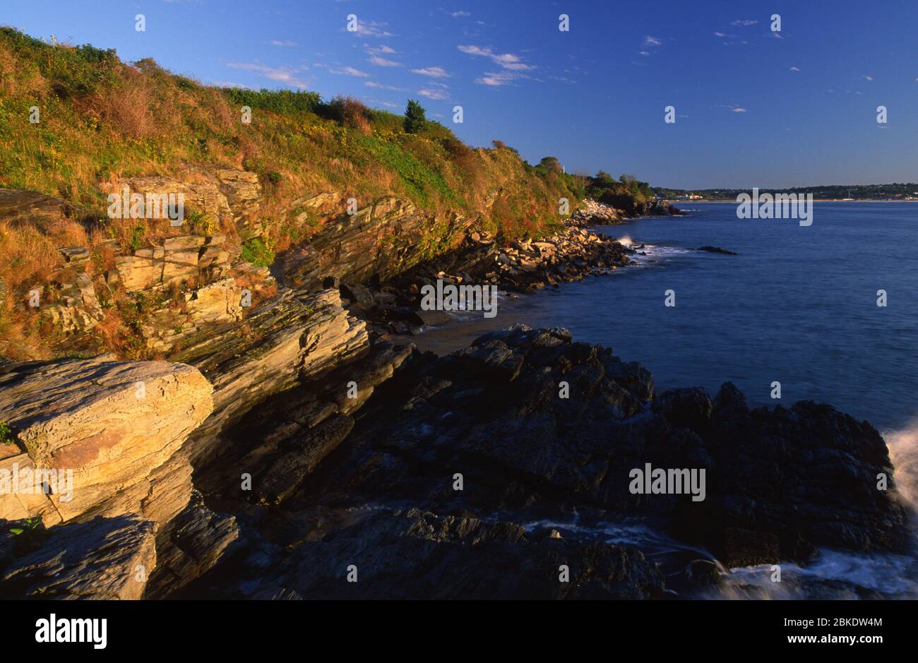 Cliff walk newport rhode island hi-res stock photography and images - Alamy
