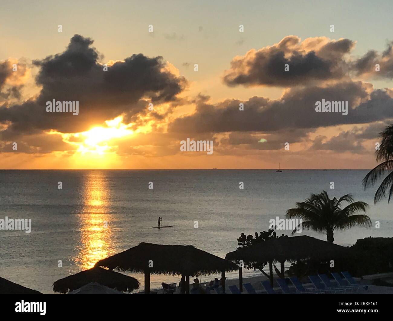 Cayman islands beach hi-res stock photography and images - Alamy