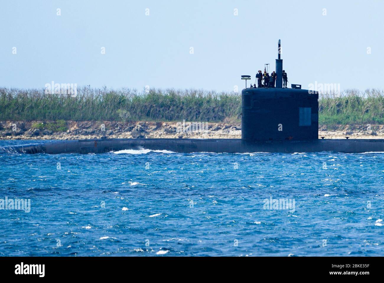 APRA HARBOR, Guam (April 27, 2020) The Los Angeles-class fast attack ...
