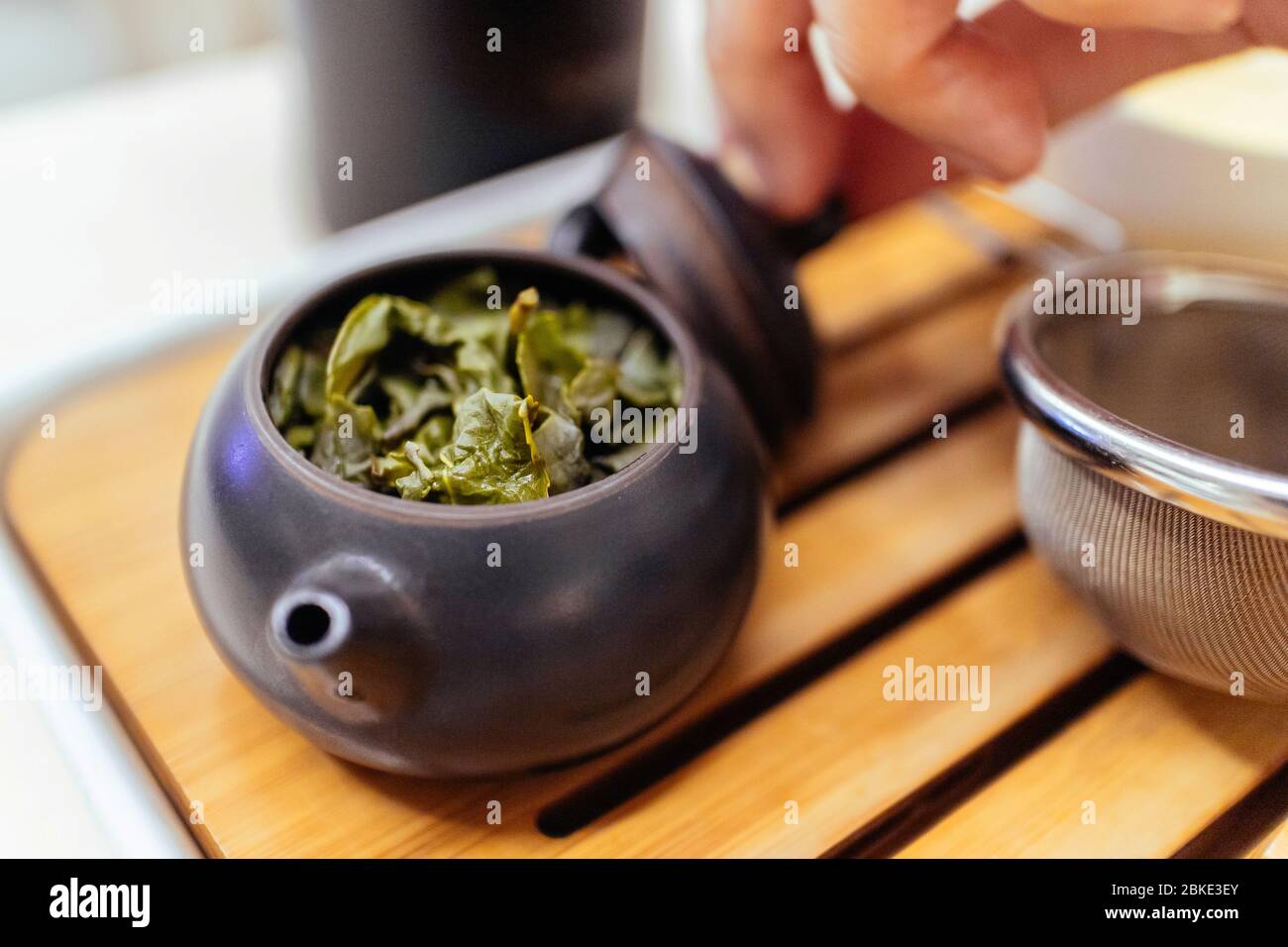 Chinese teapot and mug hi-res stock photography and images - Alamy