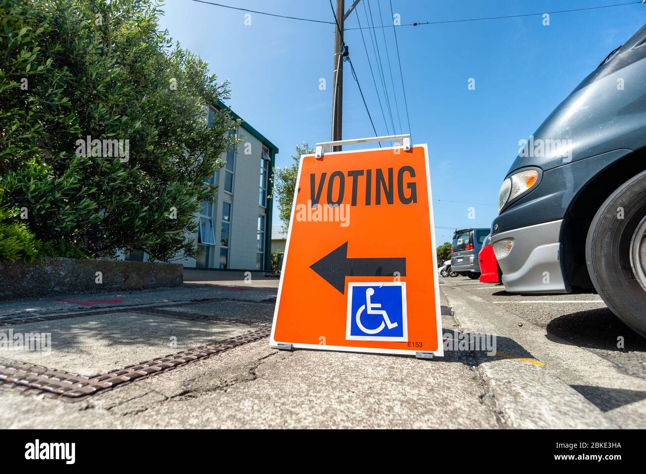 Electoral booth hi-res stock photography and images - Alamy