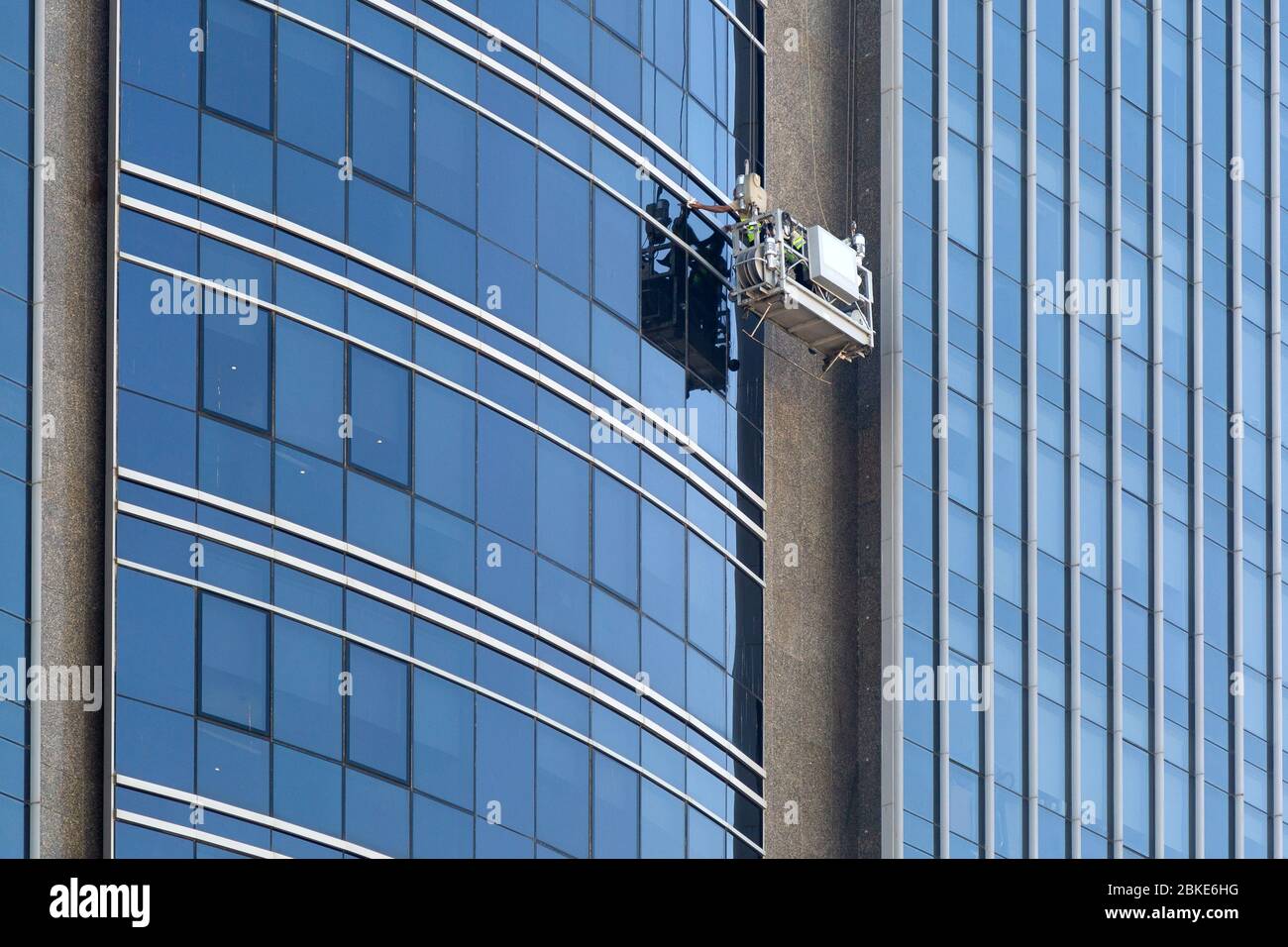 Cleaning skyscrapers hi-res stock photography and images - Alamy