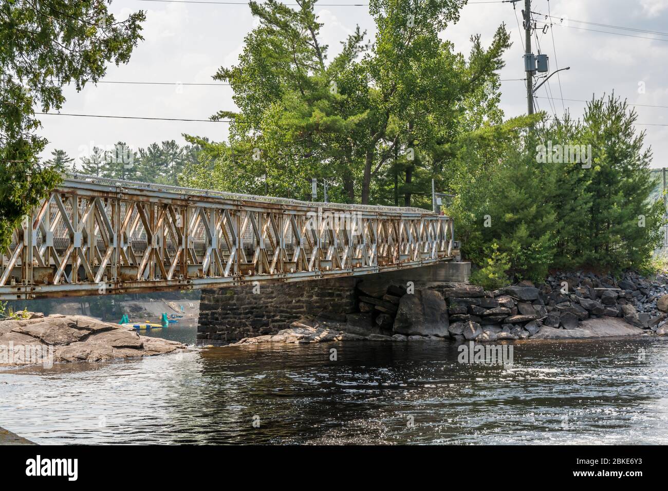 Man made dam hi-res stock photography and images - Alamy