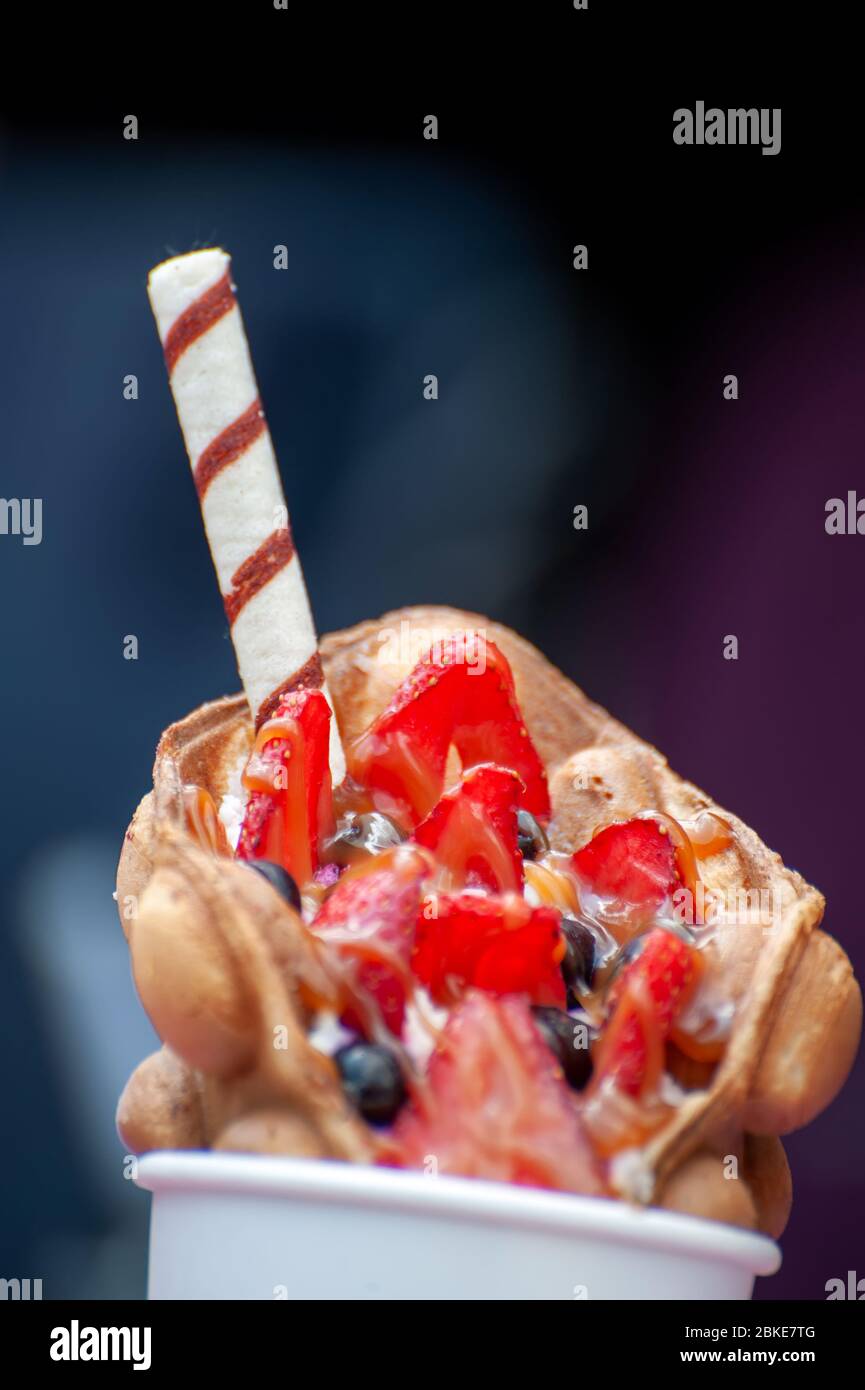 Chinese egg waffle hi-res stock photography and images - Alamy