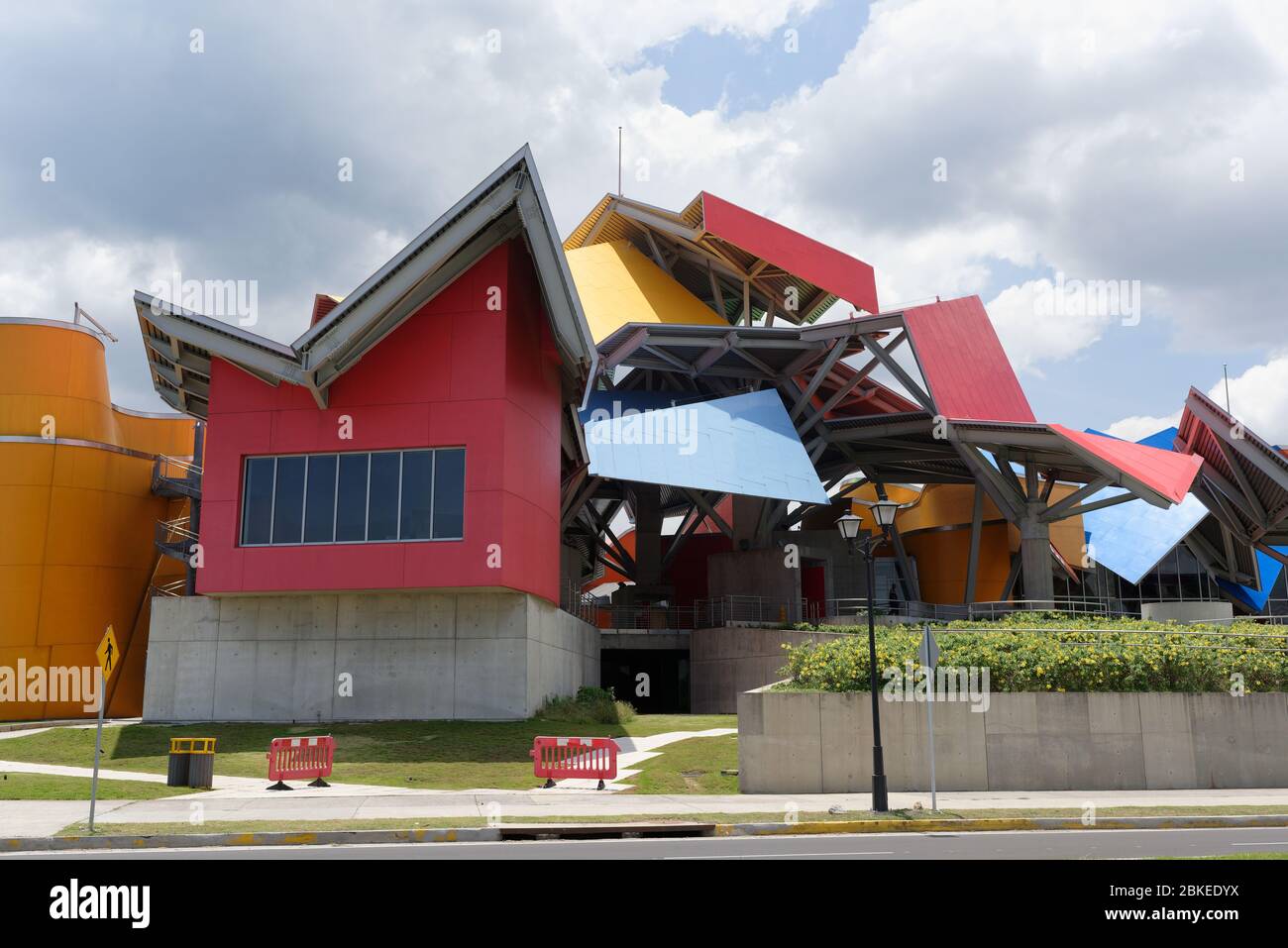 Biomuseo ciudad de panama hi-res stock photography and images - Alamy
