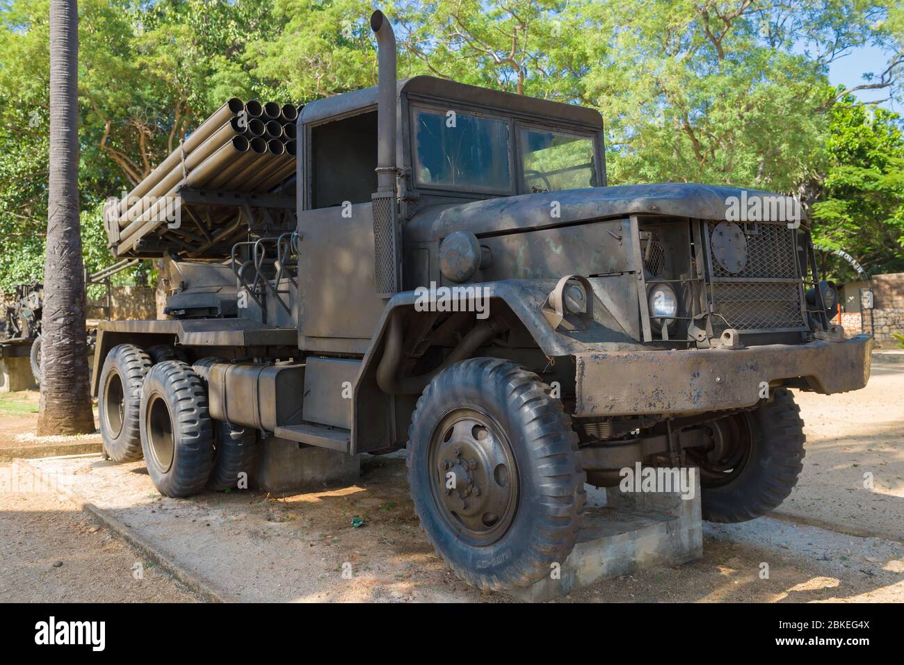 Rocket launcher hi-res stock photography and images - Alamy