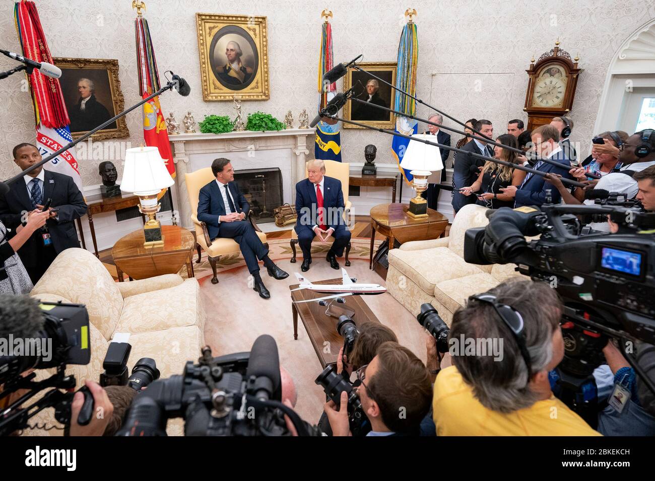 President Donald Trump met with the Prime Minister of the Netherlands ...