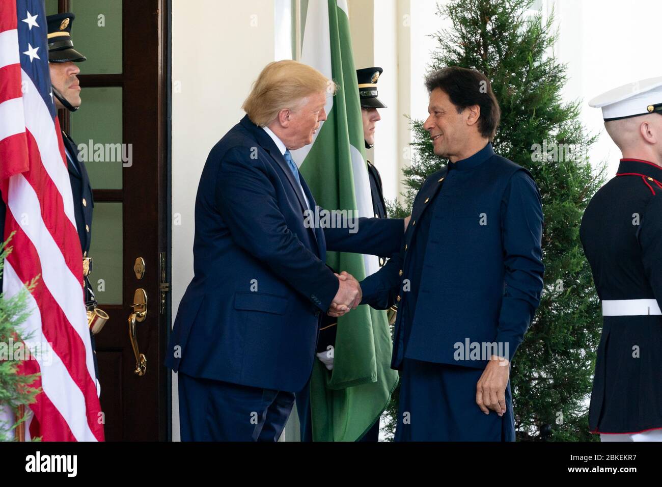 Donald trump pakistan hi-res stock photography and images - Alamy
