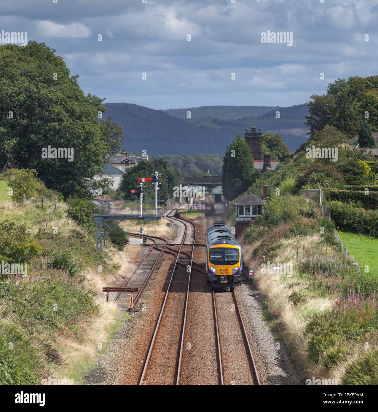 First Transpennine Express Siemens class 185 train 185122 departing ...