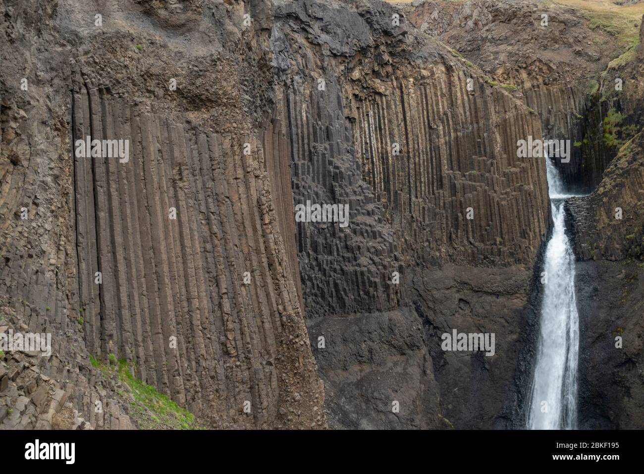 Detail of the massive basalt column geology of the stunning ...