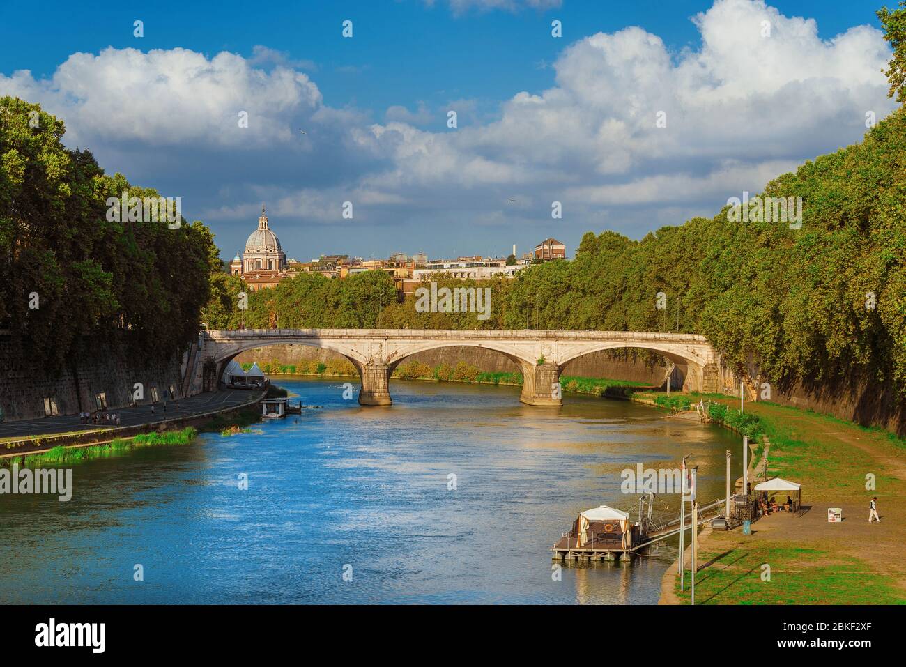 Ponte umberto i hi-res stock photography and images - Alamy