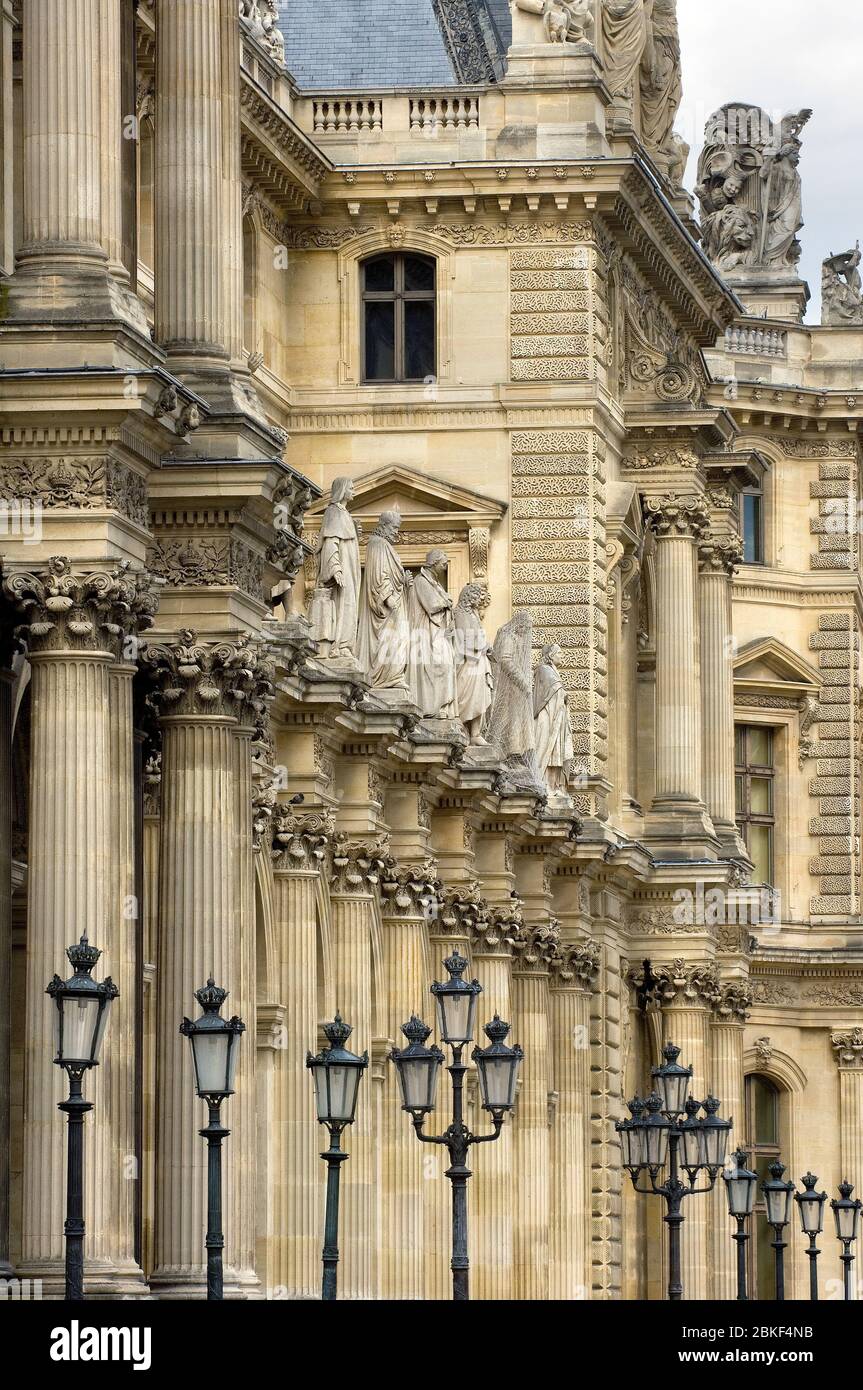 Architectural details and statues on the Richelieu Wing of the Louvre ...