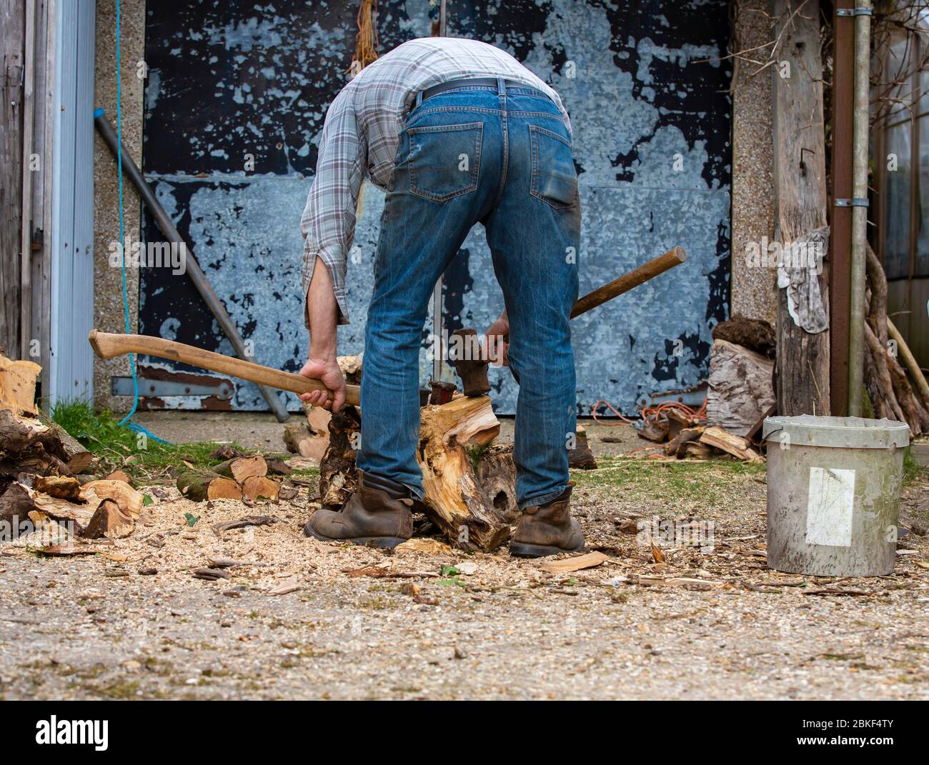Man struggling working from hi-res stock photography and images - Alamy