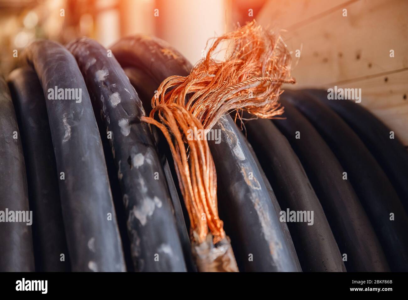 Electrical copper cable with thick inner core, large cross section for ...