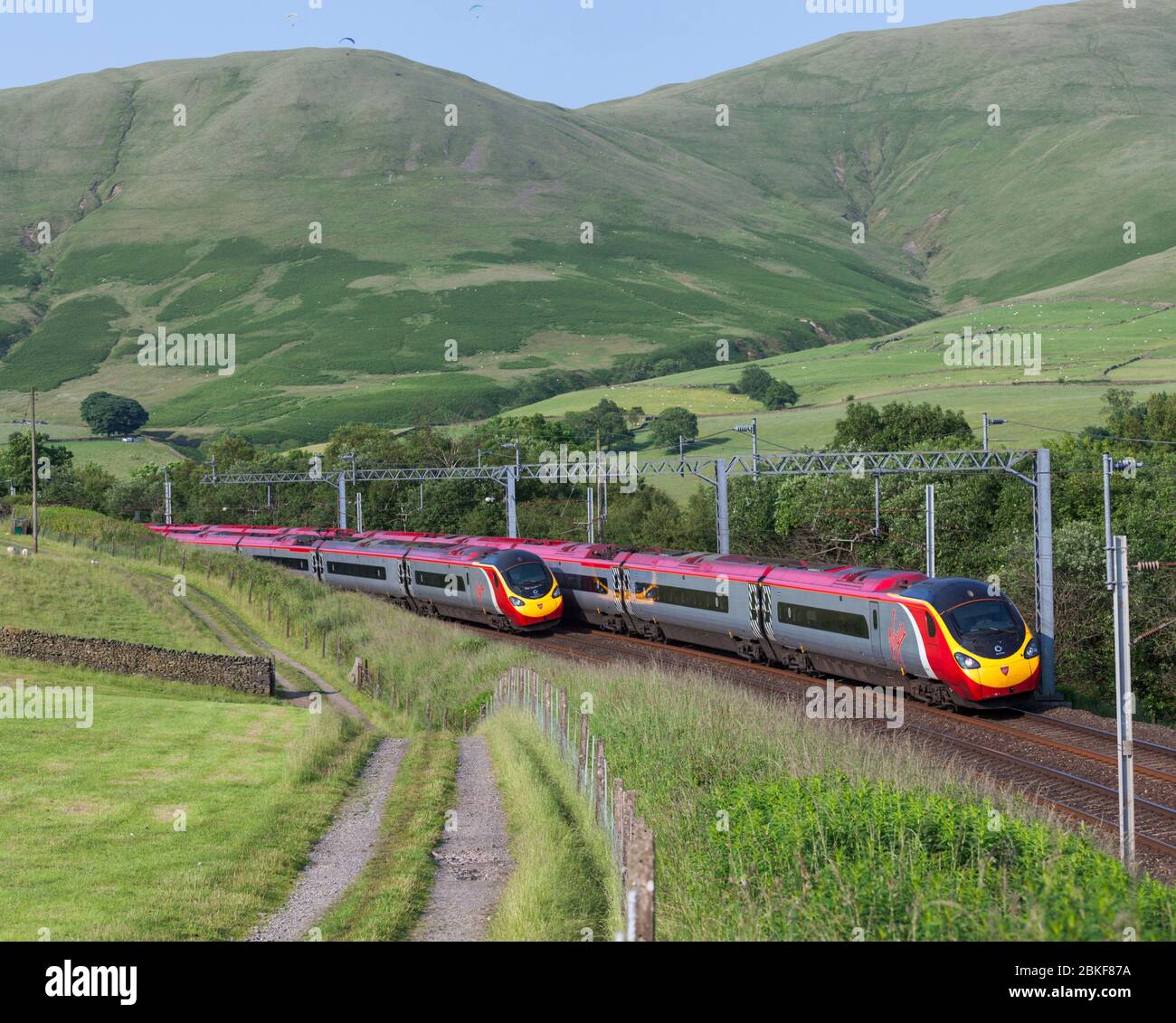 2 Virgin Trains Alstom class 390 Pendolino tilting trains passing on ...