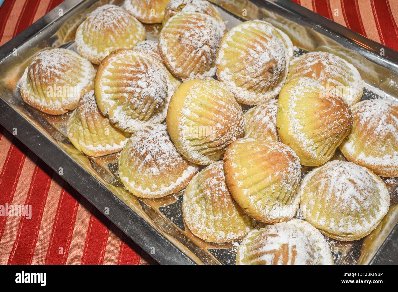Syrian pastries hi-res stock photography and images - Alamy