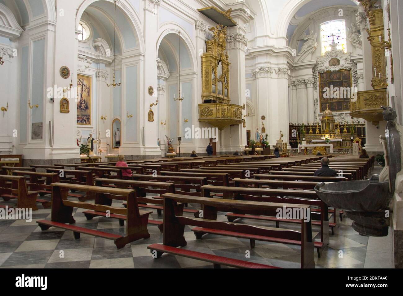 Closed churches hi-res stock photography and images - Alamy