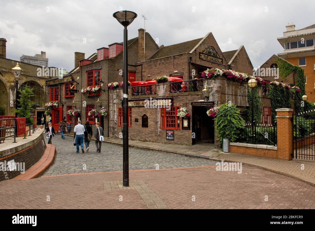 The Anchor pub exterior view, Southbank, London, England Stock Photo ...