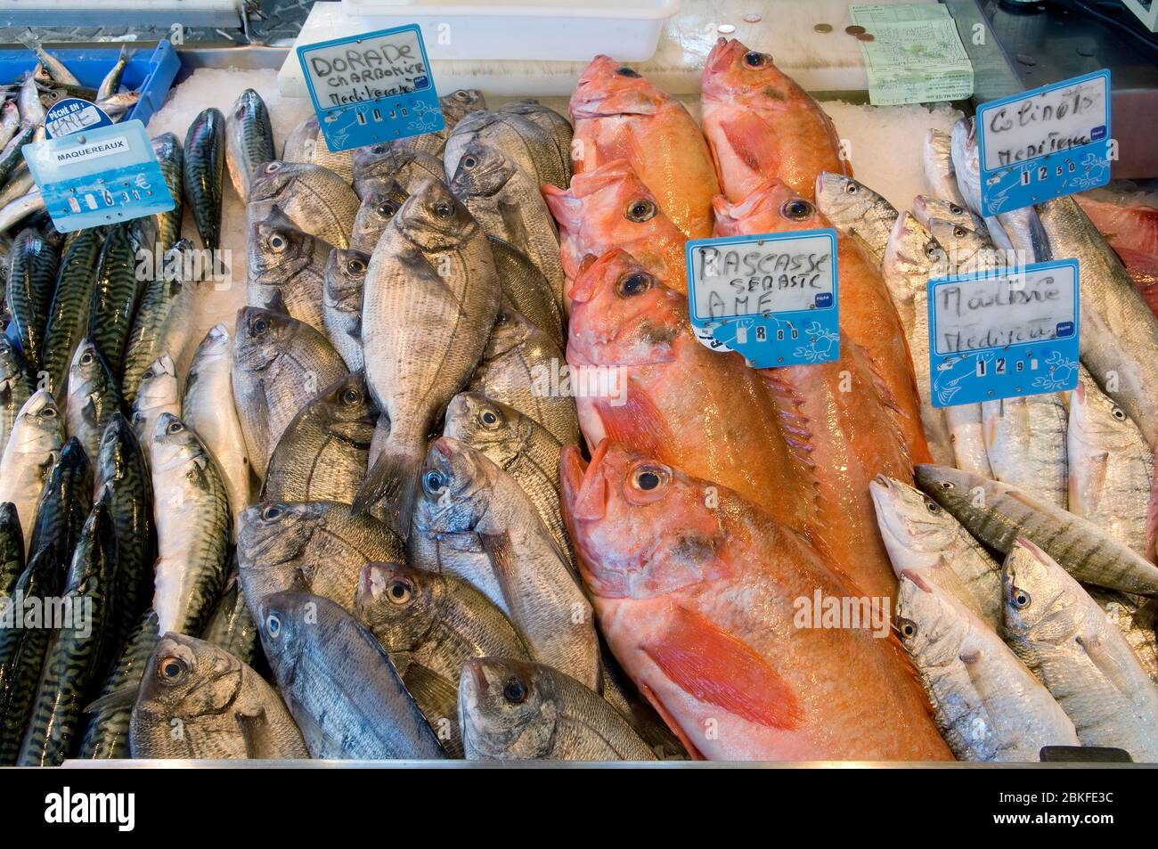 Fresh fish at Sanary-sur-Mer fish market, South of France Stock Photo ...