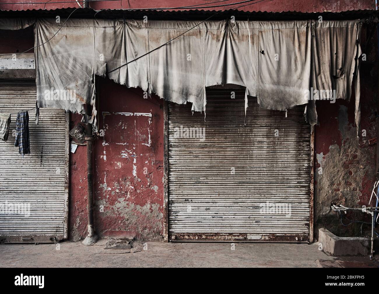 Delhi pahar ganj market textures hi-res stock photography and images ...