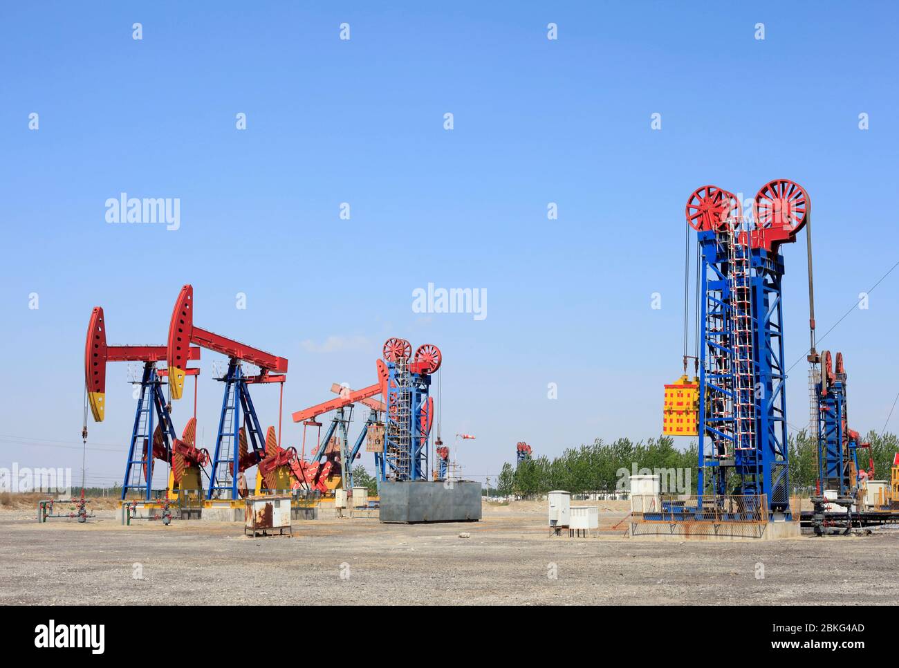 Oil field scene, beam pumping unit and tower type pumping unit in the ...
