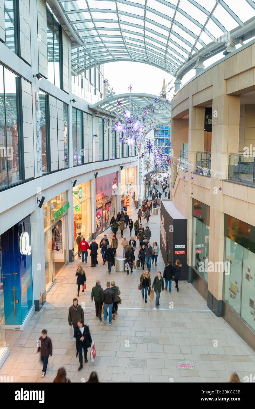 Leeds trinity shopping centre hi-res stock photography and images - Alamy