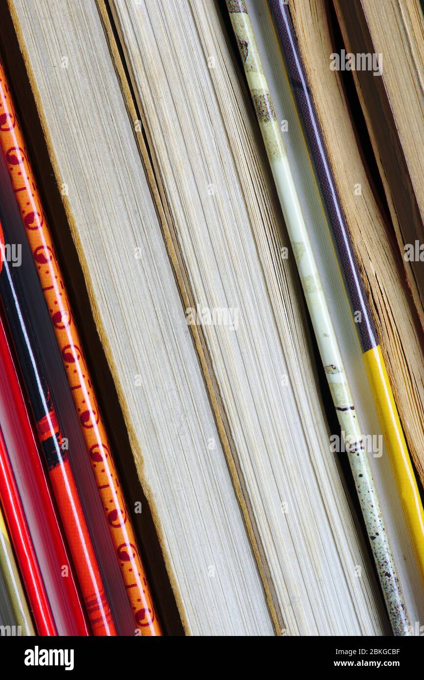 Pages texture hi-res stock photography and images - Alamy