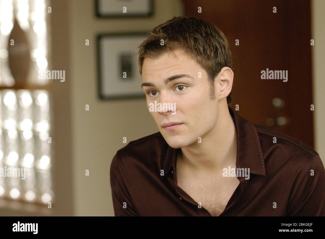 The 4400 tv hi-res stock photography and images - Alamy