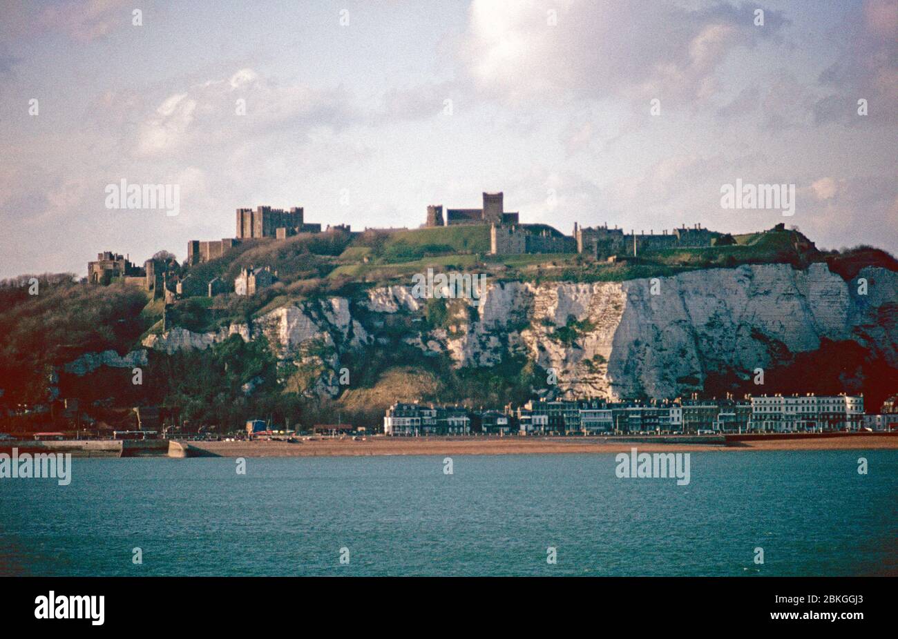 Dover castle sea hi-res stock photography and images - Alamy